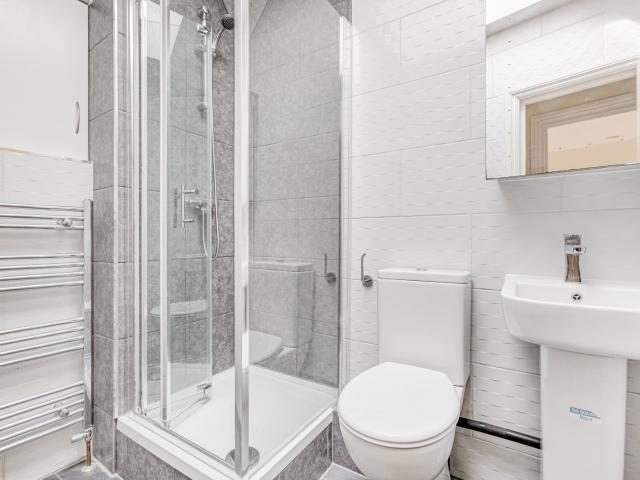 Apartment at North End Road, Greater London