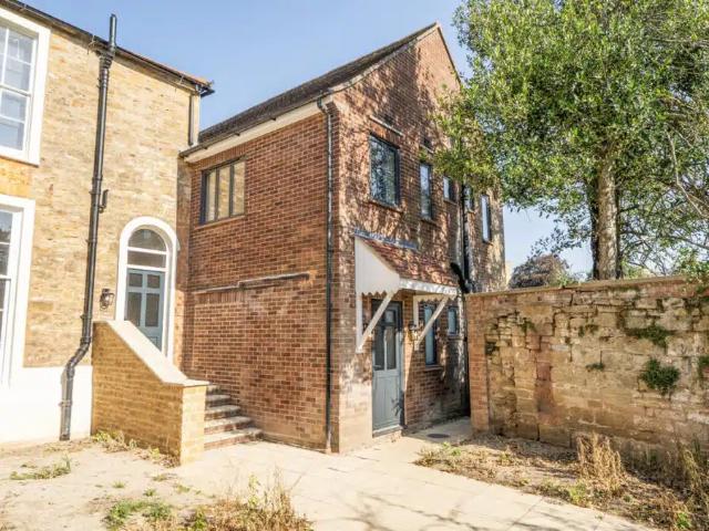 Apartment at North Lane, Yeovil