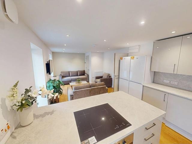 Room at North Sherwood Street, Nottingham