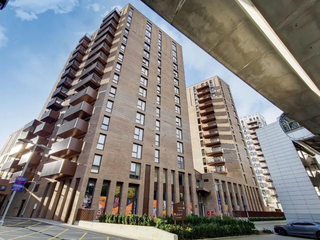 Apartment at North Periphery, Greater London