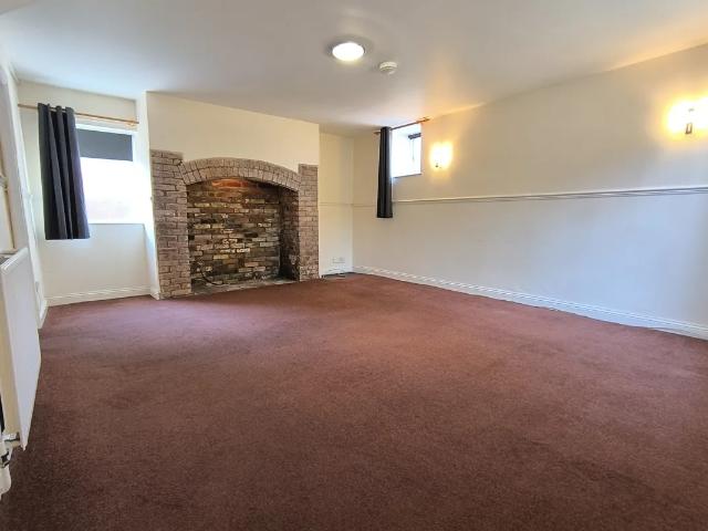 Apartment at North Road, Wells