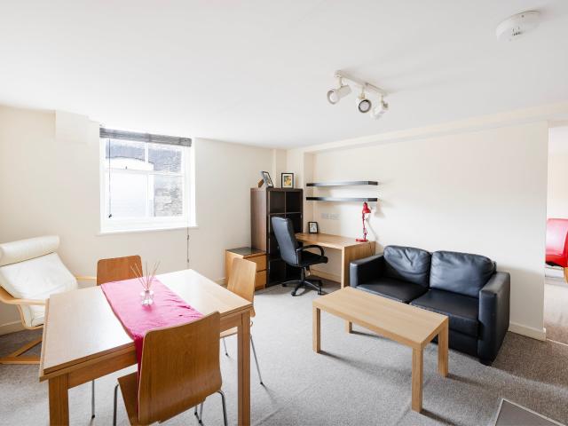 Apartment at North Road West, Plymouth