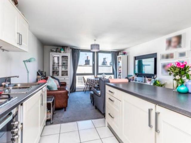 Apartment at North Road, Brighton
