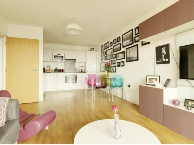 Apartment at North Woolwich Road, Greater London