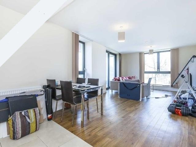 Apartment at North Woolwich Road, Greater London
