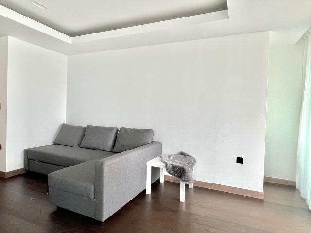 Apartment at North Wharf Road, London