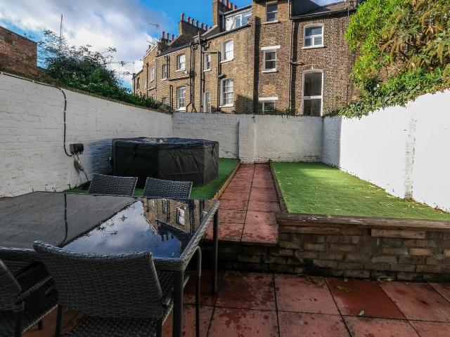Apartment at Northdown Street, Greater London