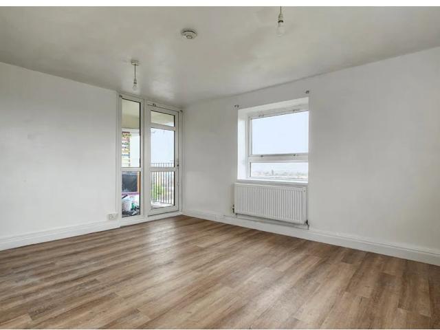 Apartment at Northend Road, Greater London