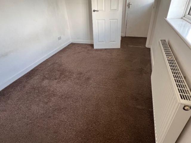 Apartment at Northfield Lane, Wakefield
