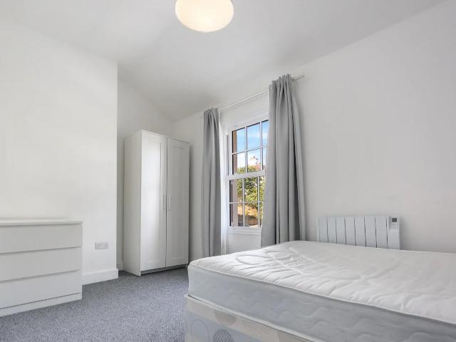 Room at Northgate End, East Hertfordshire