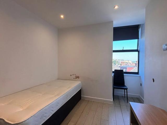 Apartment at Northolt Road, Greater London