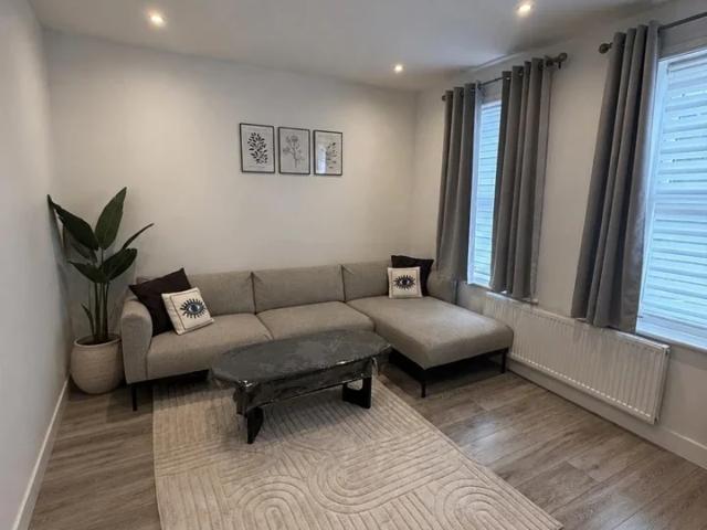 Apartment at Nags Head Road, Greater London
