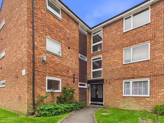 Apartment at Naldrett Close, Horsham