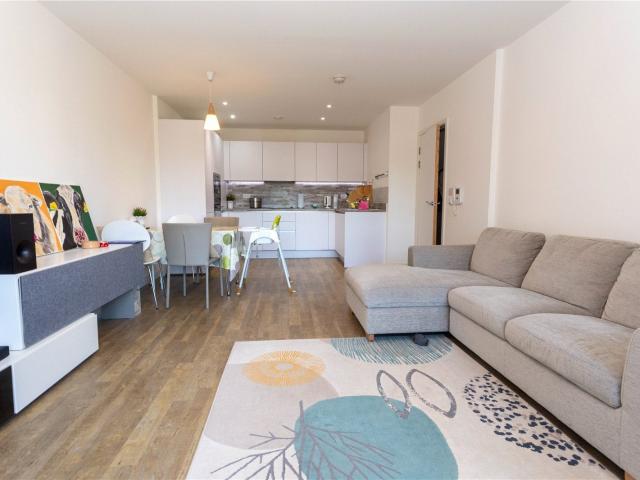 Apartment at Naomi Street, Greater London