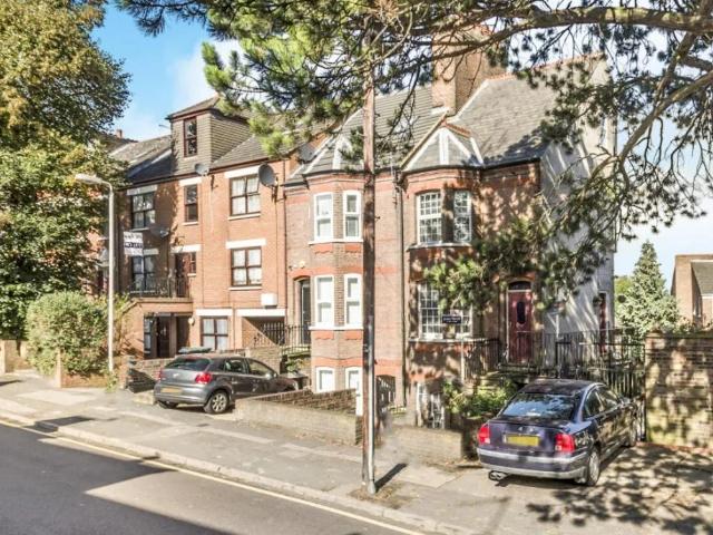 Apartment at Napier Road, Luton