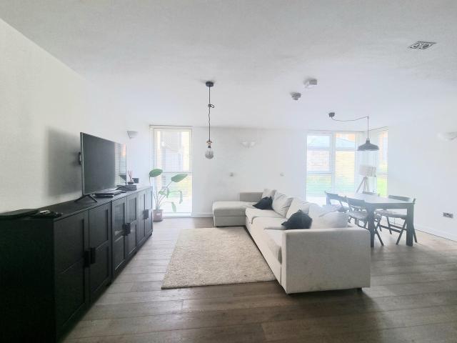 Apartment at Napoleon Lane, Greater London