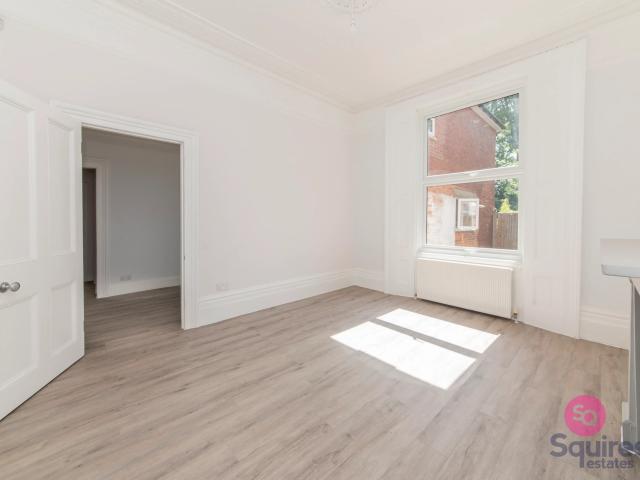 Apartment at Nether Street, Greater London