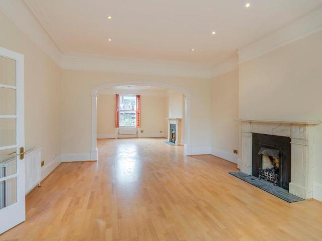Apartment at Netherhall Gardens, Greater London