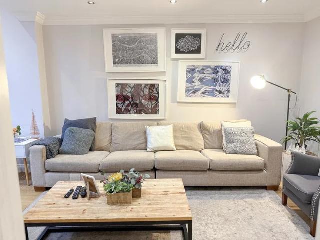 Apartment at Netherwood Street, Greater London