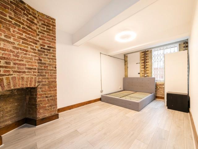 Apartment at Netley Street, Greater London
