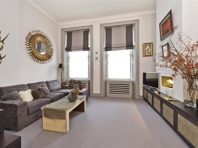 Apartment at Nevern Square, Greater London