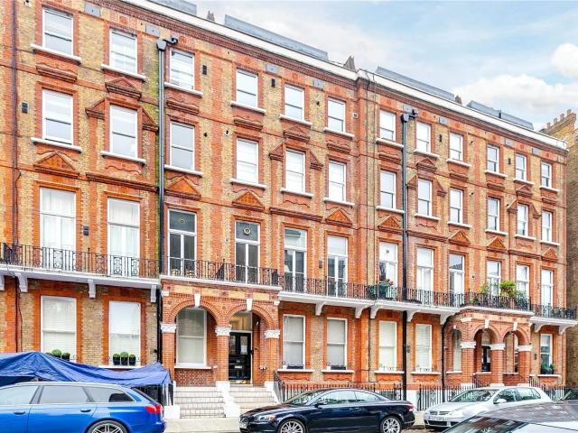 Apartment at Nevern Square, Greater London