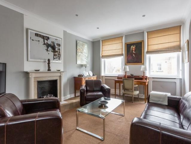 Apartment at Nevern Square, Greater London