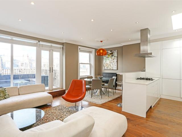 Apartment at Nevern Square, Greater London