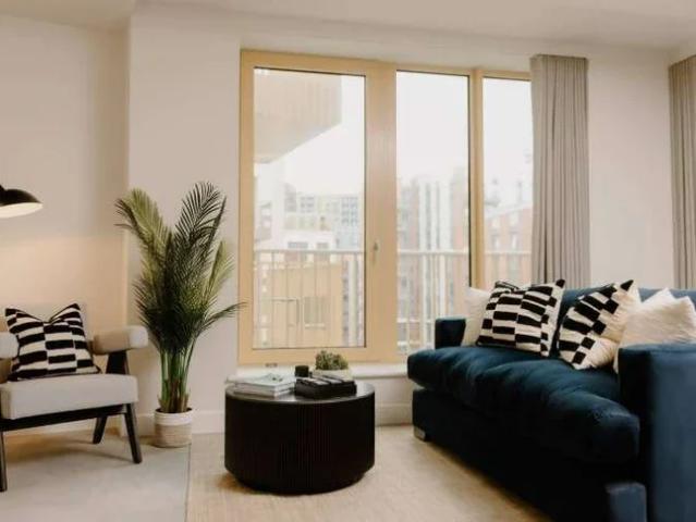 Apartment at New Mill Road, Greater London