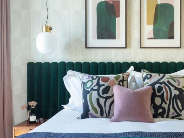 Apartment at New Mill Road, Greater London