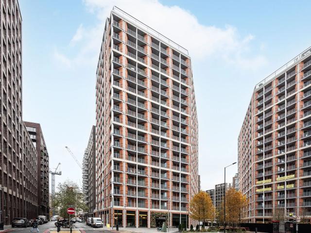 Apartment at New Mill Road, Greater London