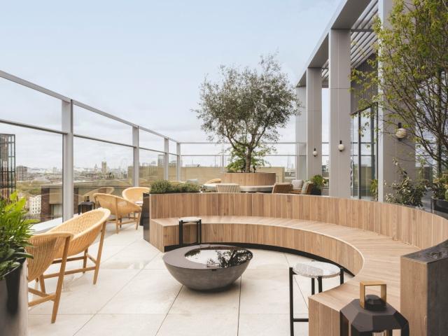Apartment at New Mill Road, Greater London