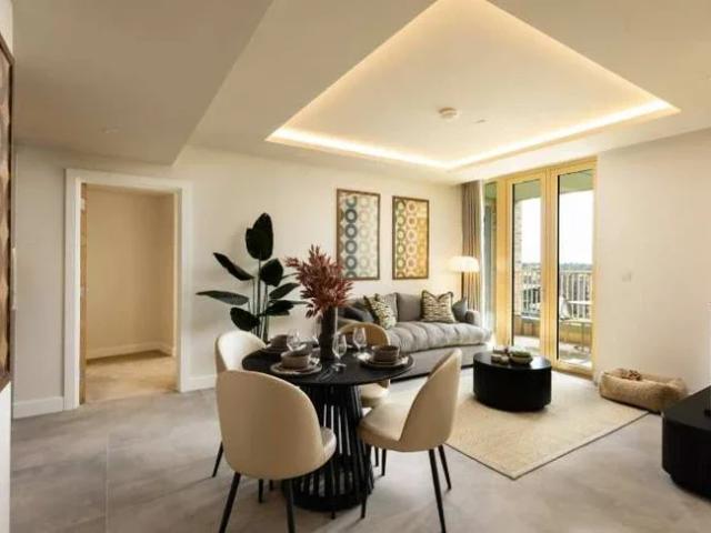 Apartment at New Mill Road, Greater London