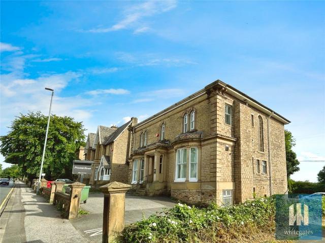 Apartment at New North Road, Kirklees