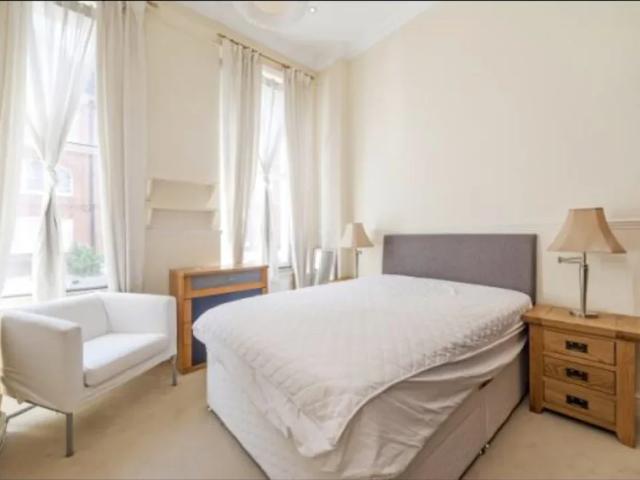 Apartment at New Cavendish Street, City of Westminster