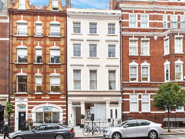 Apartment at New Cavendish Street, City of Westminster