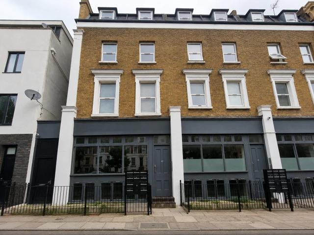 Apartment at New Cross Road, Greater London