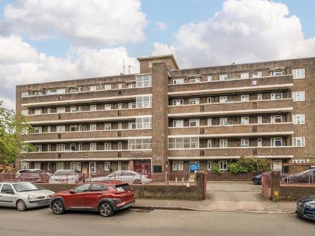 Apartment at New Cross Road, Greater London