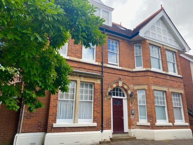 Apartment at New Dover Road, Canterbury
