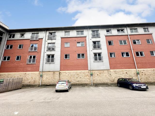 Apartment at New Hall Lane, Preston