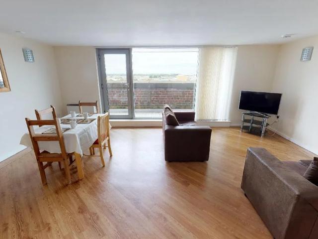 Apartment at New Hall Lane, Preston