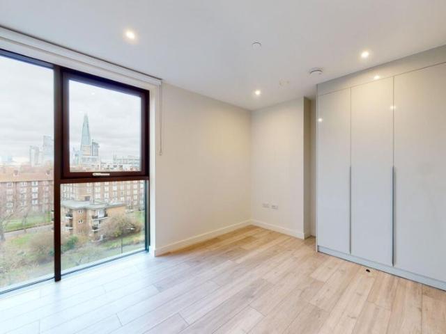 Apartment at New Kent Road, Greater London