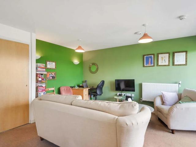 Apartment at New Kent Road, Greater London