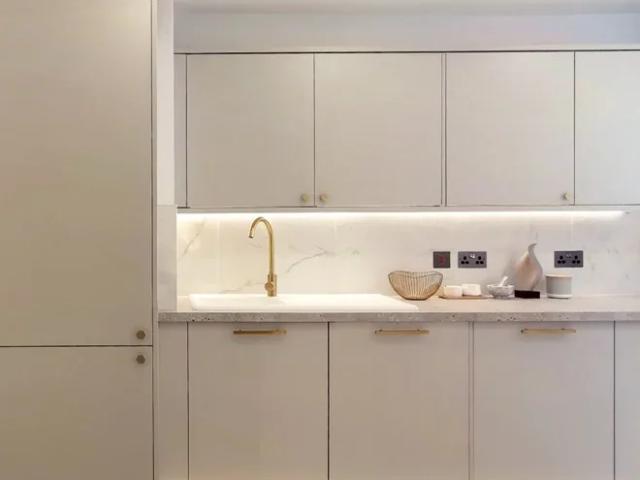 Apartment at New Kent Road, Greater London