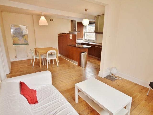 Apartment at New King's Road, Greater London
