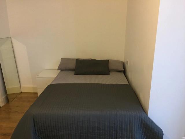 Apartment at New King's Road, Greater London