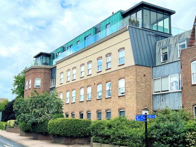 Apartment at New London Road, Chelmsford