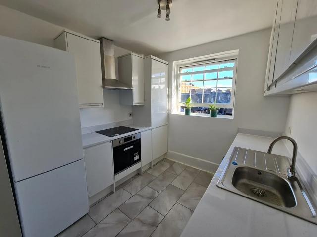 Apartment at New Park Road, Greater London