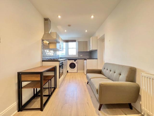 Apartment at New Park Road, Greater London