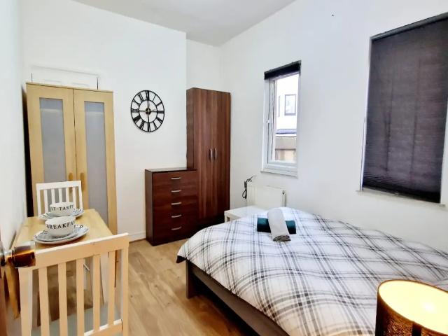 Apartment at New Road, Greater London